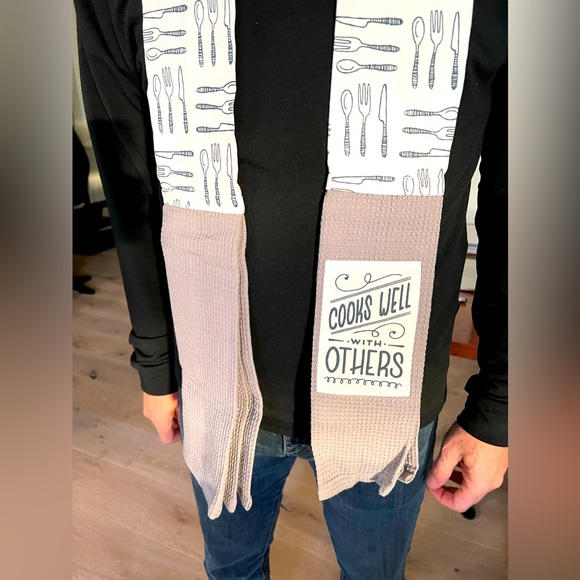 Demdaco | Kitchen | Kitchen Boa By Demdaco | Poshmark